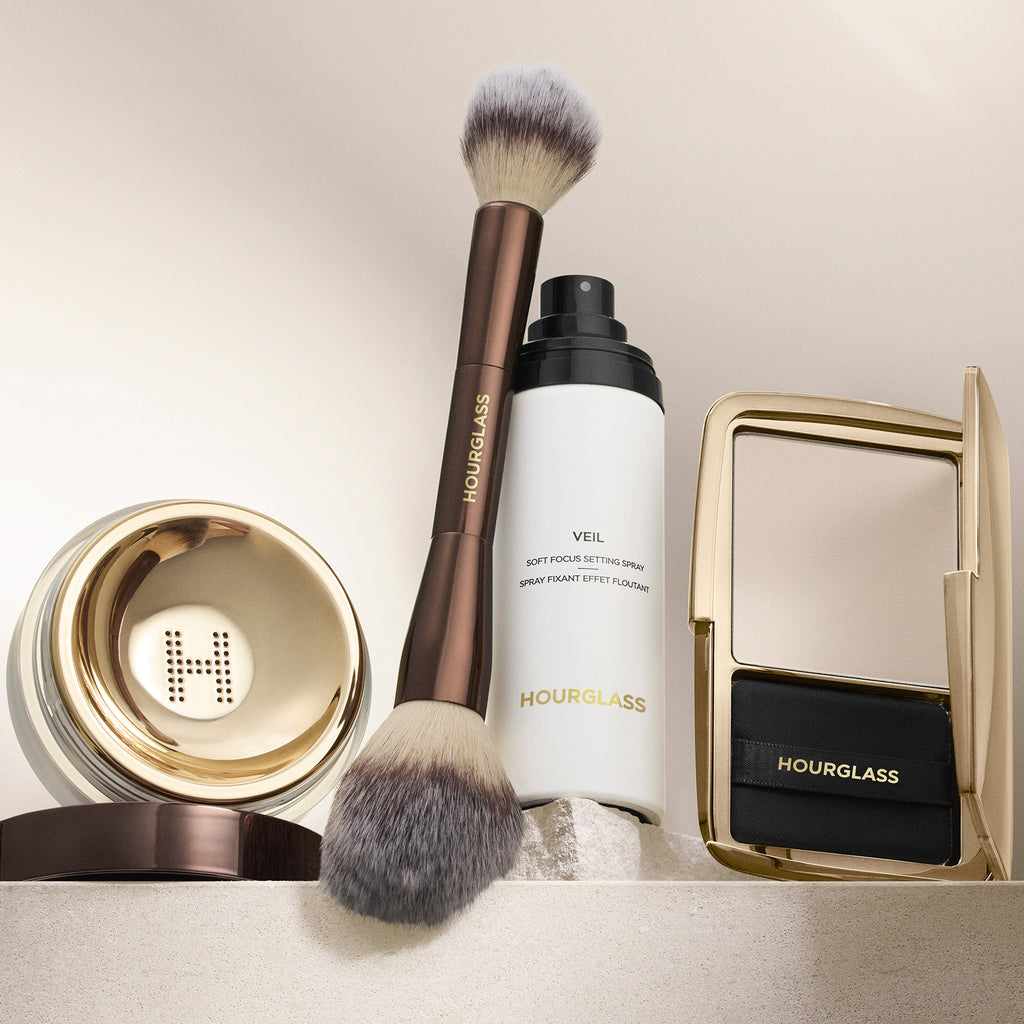 Veil™ Powder Brush – Hourglass Cosmetics UK