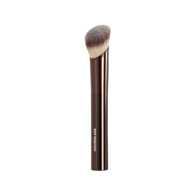Ambient™ Lighting Edit Brush – Hourglass Cosmetics UK
