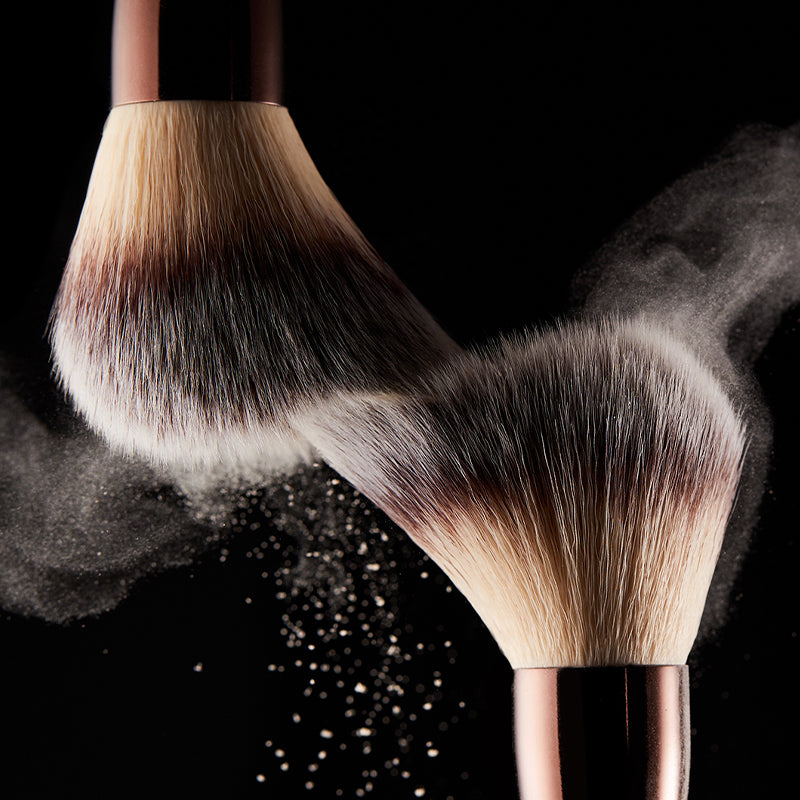 Veil™ Powder Brush – Hourglass Cosmetics UK